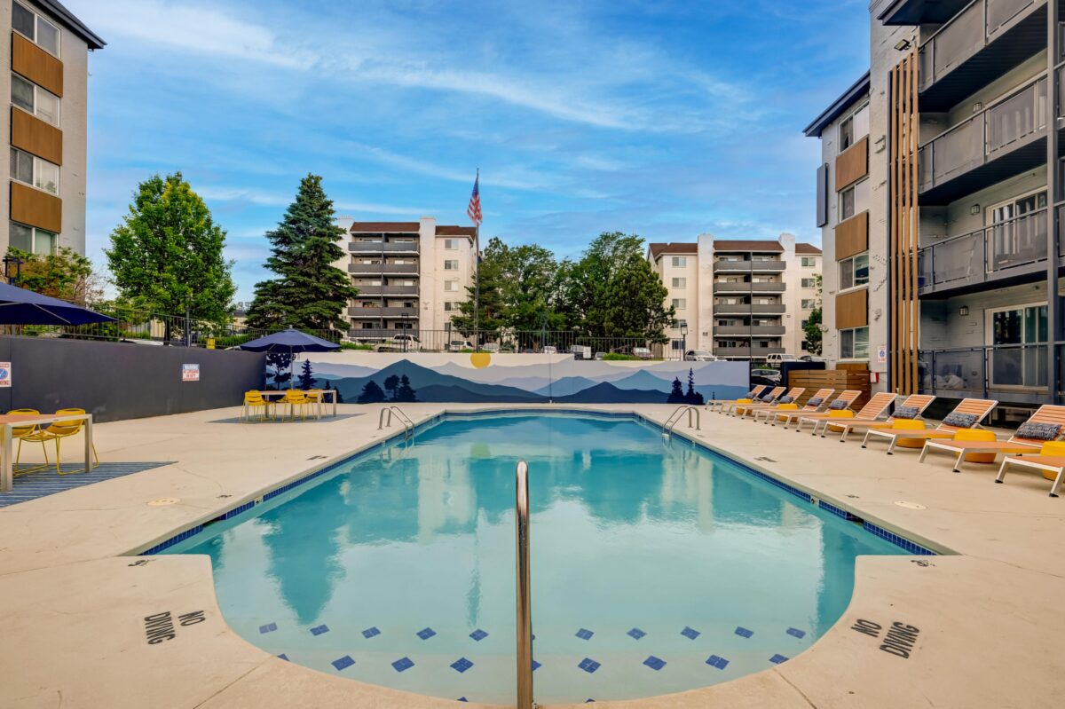 Photos of Denver Apartments For Rent | Cambridge Place
